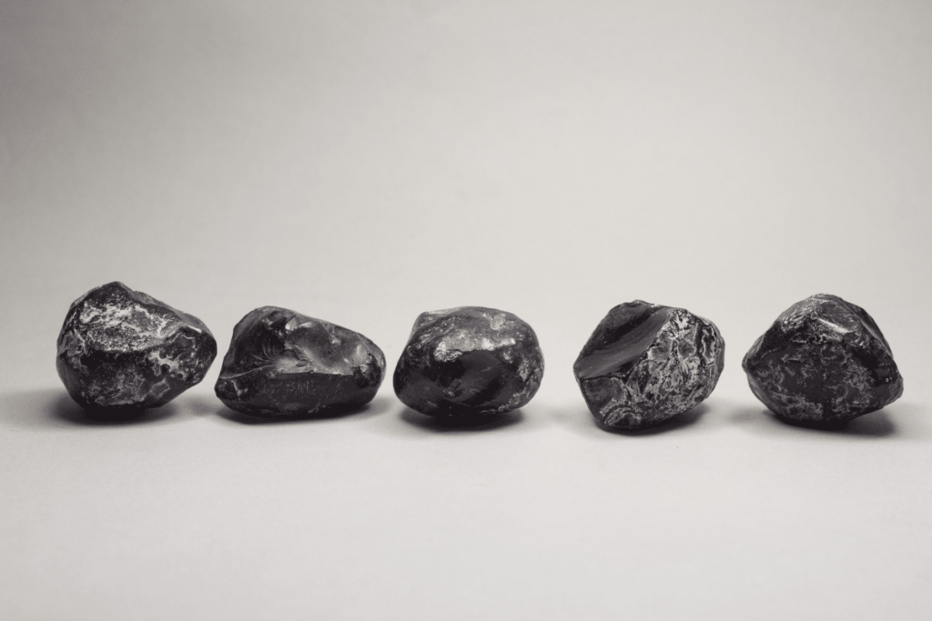 Apache Tear - Properties, Meaning, & Benefits (2022 Guide)