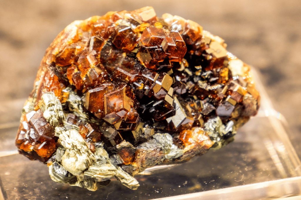 Guide to Hessonite Properties, Meaning, & Benefits