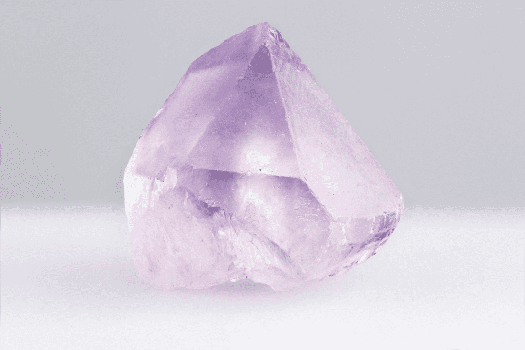 Full Guide To Amethyst vs. Tanzanite (This Is The Difference)