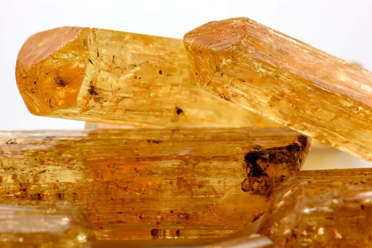 Full Guide To Citrine vs. Topaz (This is the Difference)