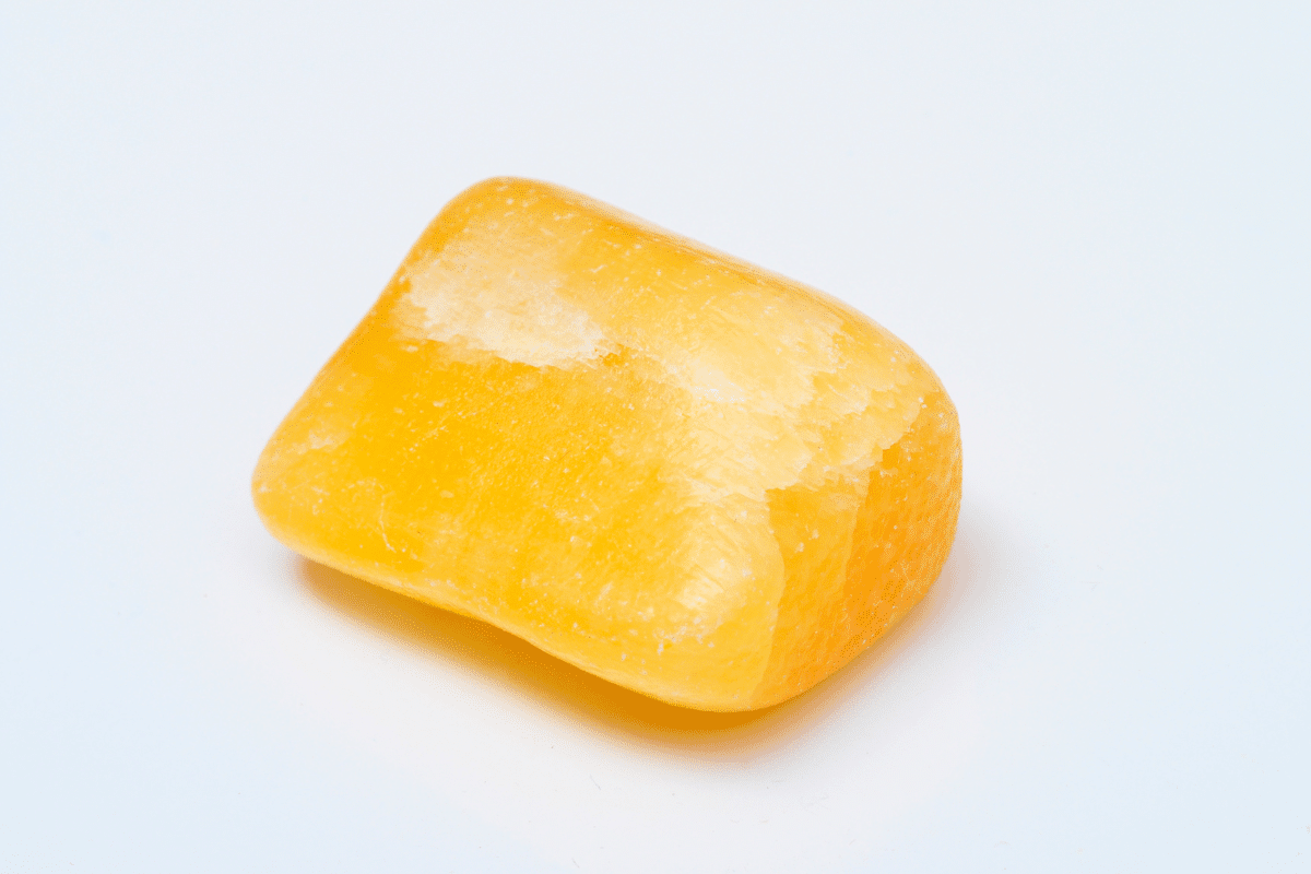 Full Guide To Orange Calcite vs. Citrine (This is the Difference)